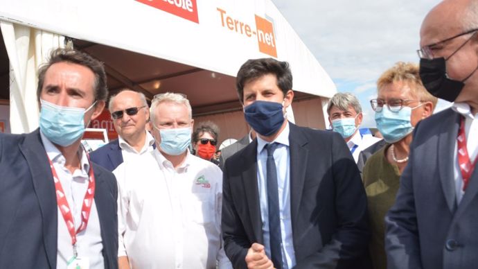 Julien Denormandie en visite au salon Innov-Agri