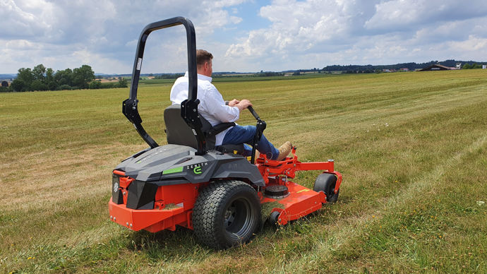 Le constructeur Ariens va lancer les autoportées à batteries Zenith E