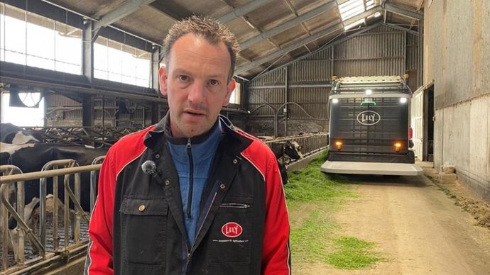 180 vaches nourries par le Lely Exos aux Pays-Bas