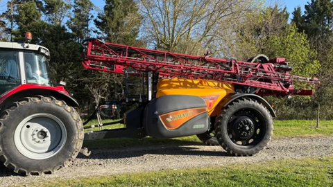 Evrard lance le pulvérisateur Vega, un automoteur haut de gamme